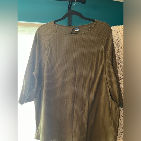 Old Navy Nursing Tops